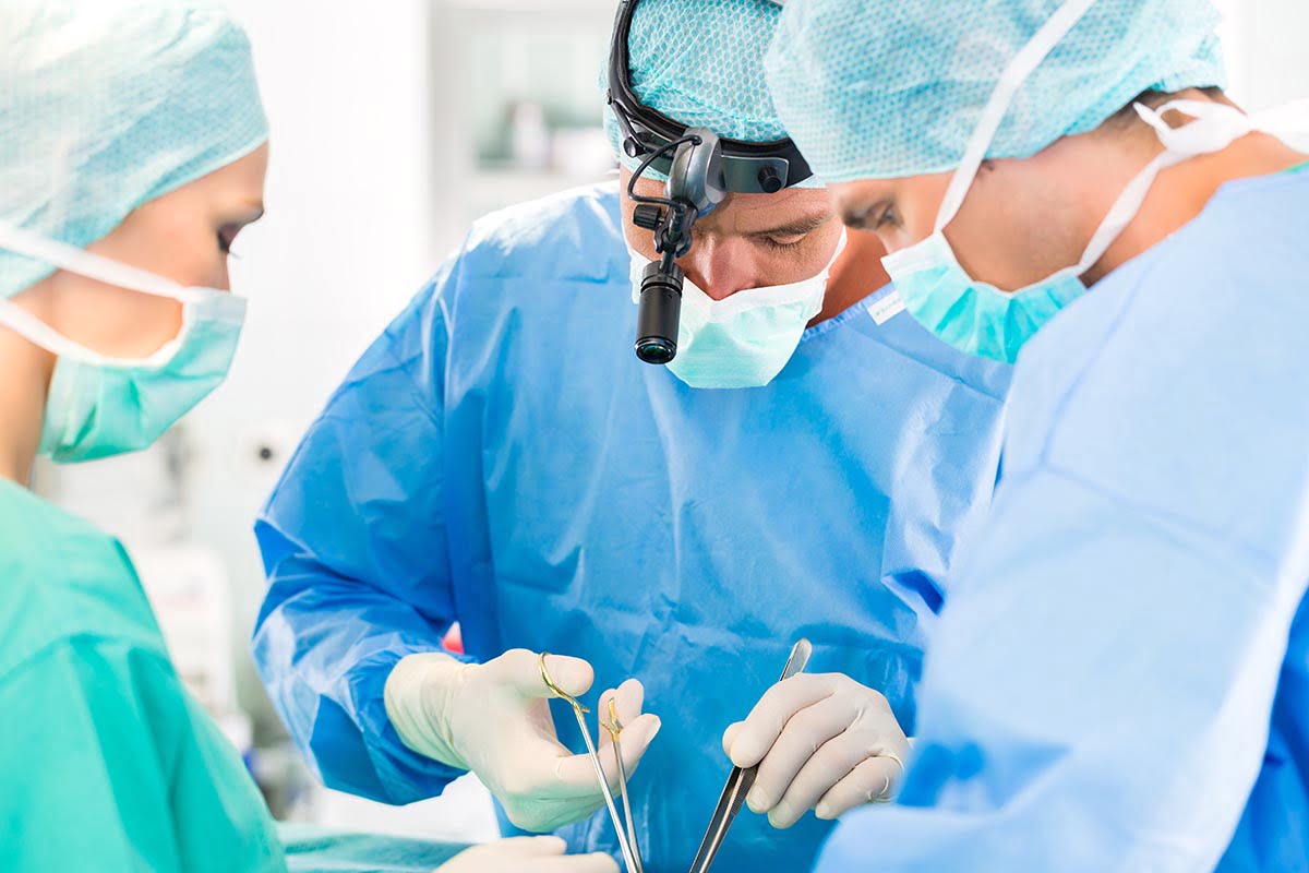 dr Velibor Bora Kostić nas gost - Eterna Medical System & Hospital